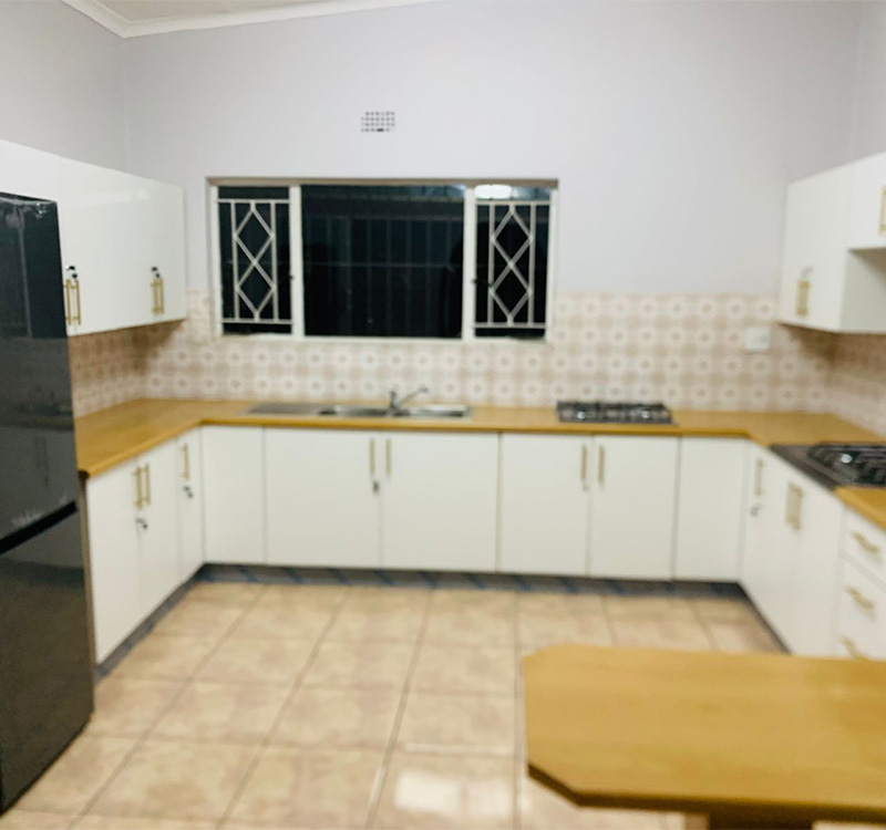 Commune House – Residence Viera